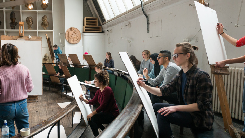 Life drawing summer school | Event | Royal Academy of Arts