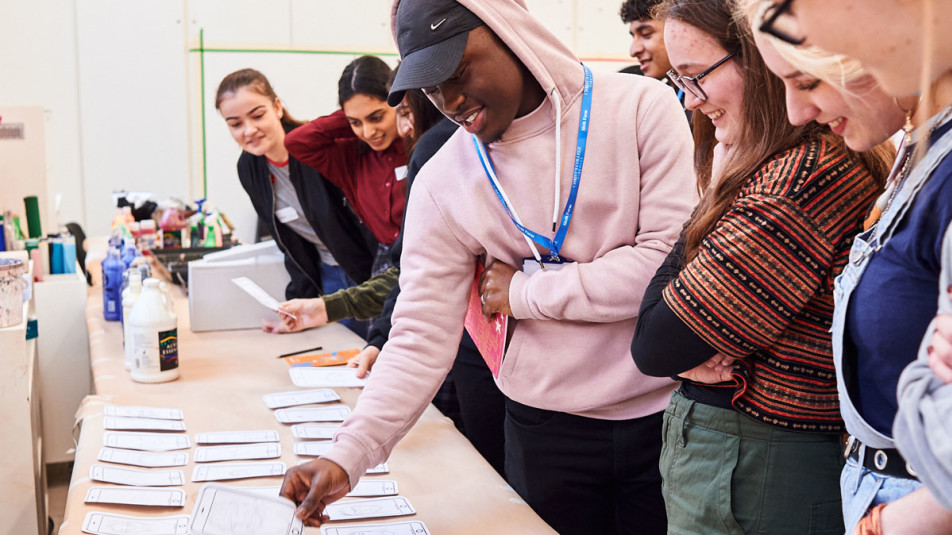 Young people's programme: what is a self-portrait? | Event | Royal ...