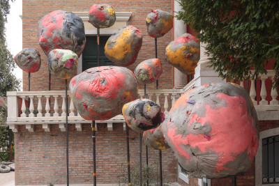 Four things to know about Phyllida Barlow’s sculpture | Blog | Royal ...
