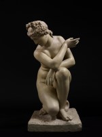 crouching aphrodite known as the venus of vienne